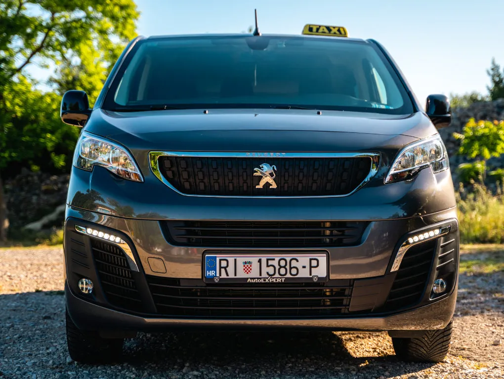 Taxi passenger transport Krk, Šilo, Malinska, Baška, Njivice | Oz Travel